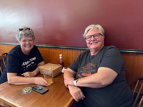 'The Spirit Is Here': Customers Enjoy One Last Beer as Staple Columbia ...