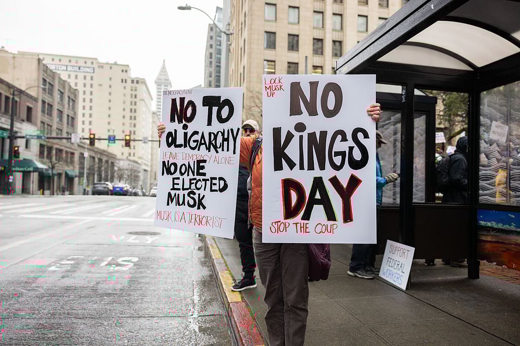 Over 2,000 Rally in Support of Federal Workers in Downtown Seattle
