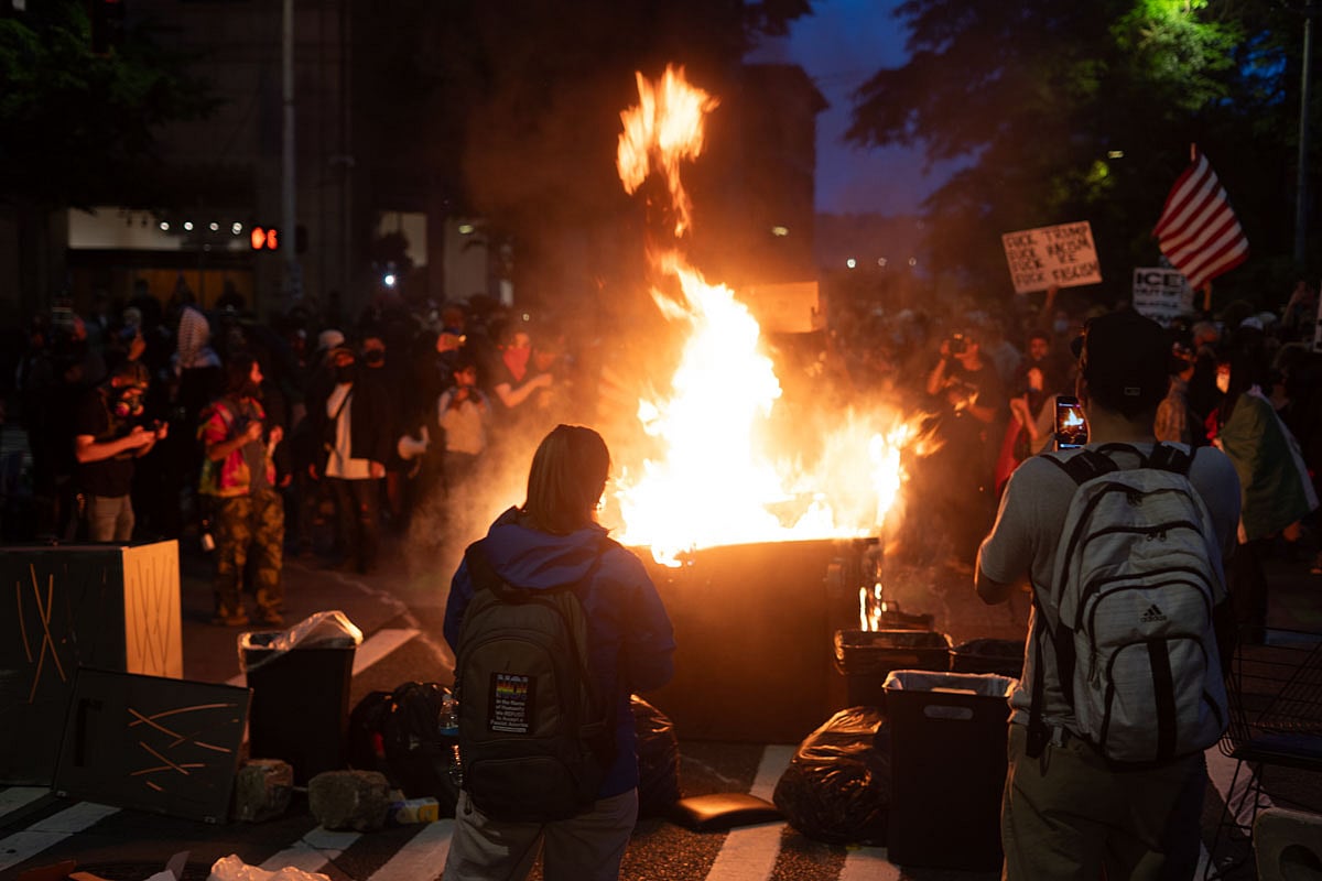 Hundreds Protest Against ICE at Seattle Federal Building