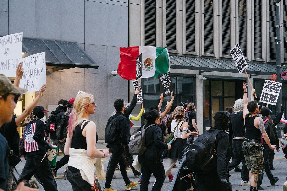 Hundreds Protest Against ICE at Seattle Federal Building