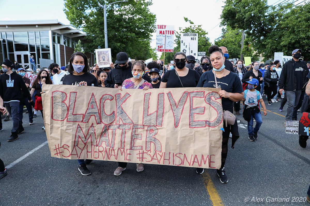 Seattle Says Police Accountability Is Complete. Victims' Families Disagree.