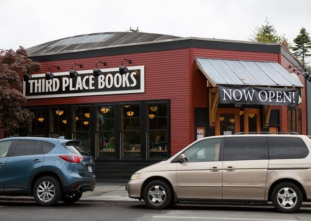 Booklover's Delight: Thousands Flock to Opening of Seward Park Third ...