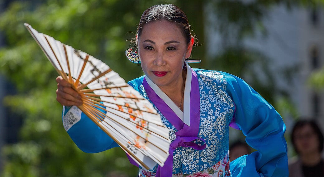 Dragon Fest Welcomes Crowds for Performance, Noodle-Eating Contest