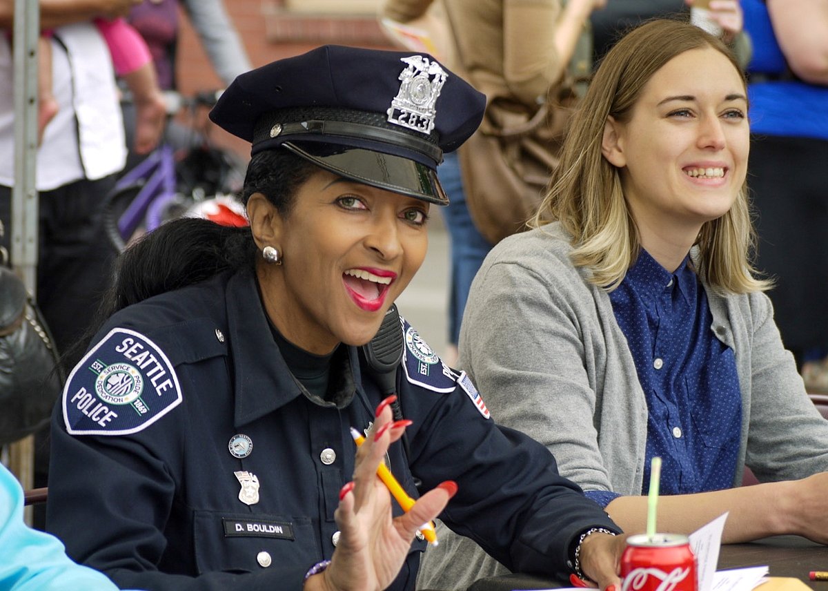 South End Community Support Seattle Detective Who Filed Discrimination ...