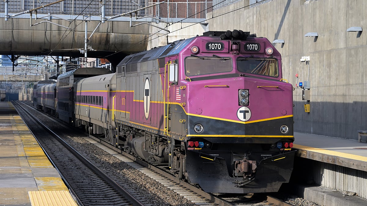 Governor announces discounted commuter rail travel from June to August ...