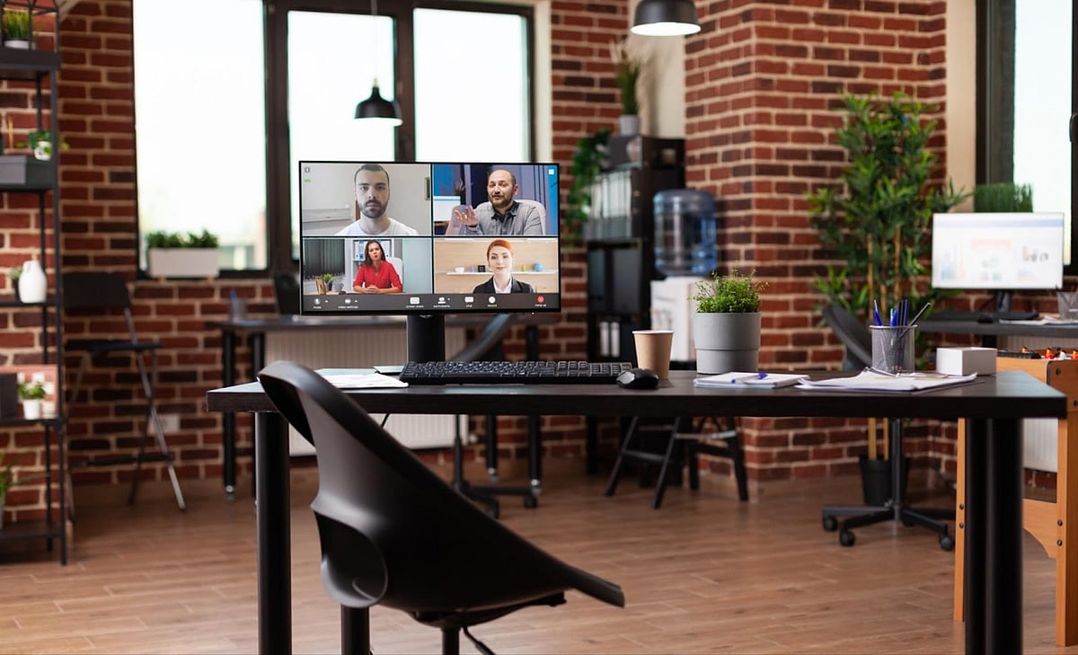How Virtual Office Solutions Can Help Your Business Stay Agile