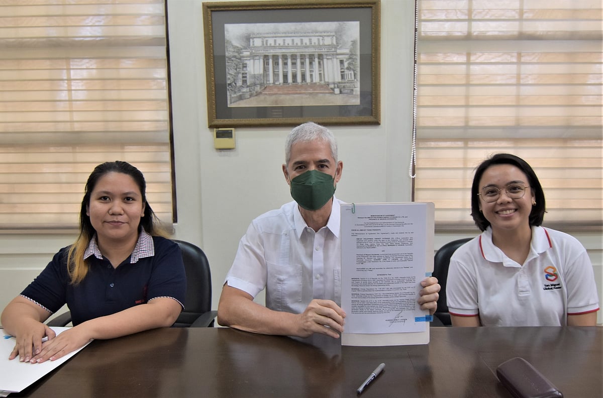 Gov. Eugenio Jose Lacson Signs Agreement with SMCGP Philippines for ...