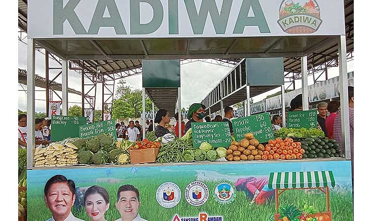 Kadiwa center opens in Bulacan province
