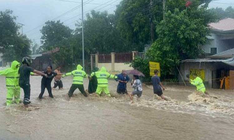 Philippines Receives $1M Aid for Typhoon and Monsoon Victims