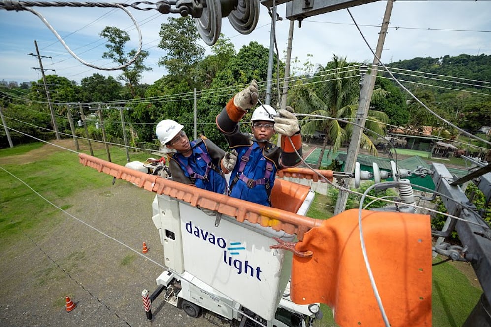 Davao Light Expands Franchise Area, Promises Lower Rates