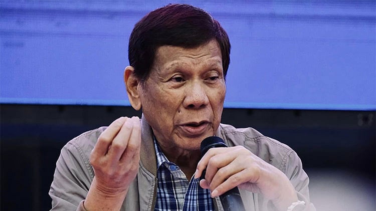 Rodrigo Duterte sees martial law signs under Marcos Jr.
