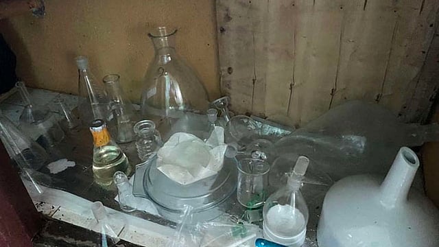 Kitchen-type shabu lab discovered in Cavite