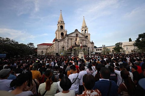Faithful gather at Jaro cathedral for Candelaria feast