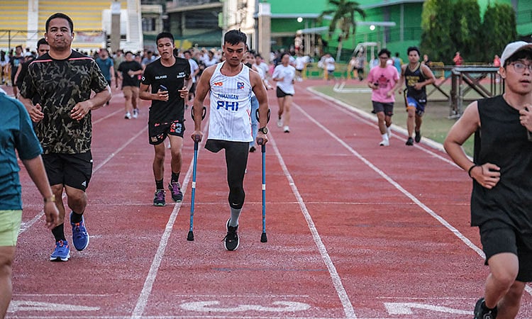 Bone cancer survivor becomes national athlete