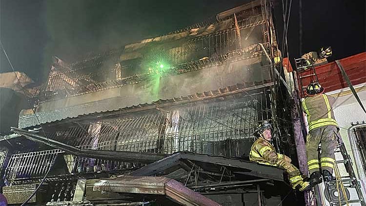 8 killed in Quezon City fire