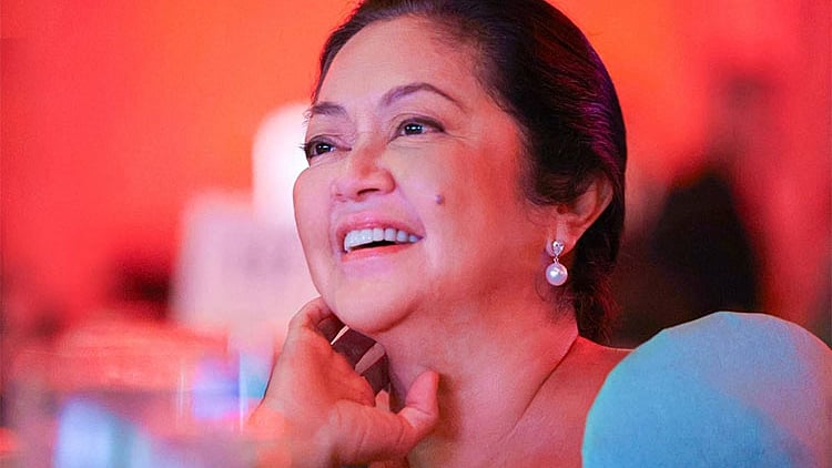 Malacañang denies reports Liza Marcos held in US