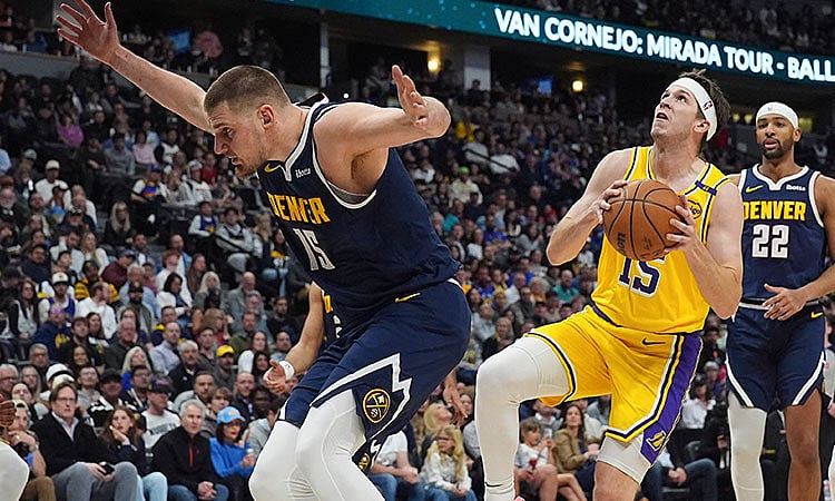 Murray’s trey saves Nuggets over LAL