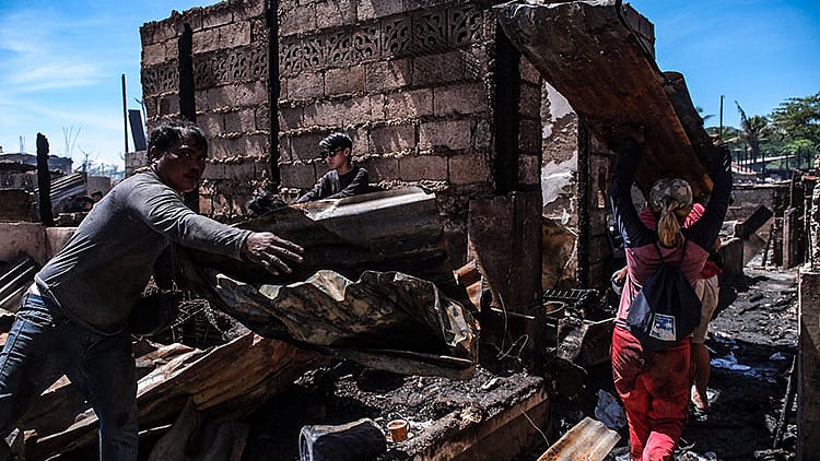 Paknaan, Mandaue inferno left hundreds homeless