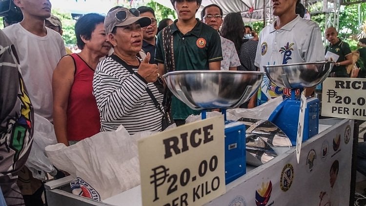 Marcos assures sustainability of P20 rice program