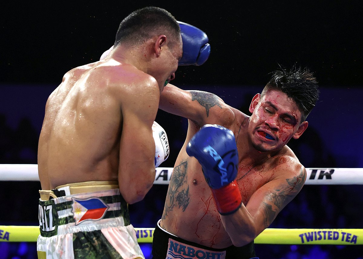 Kontrobersiyal nga desisyon sa Suarez-Navarrete fight