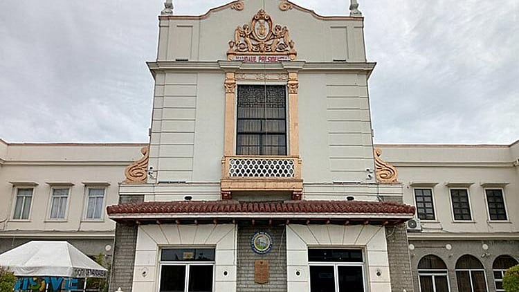 Recall of vehicles donated to SK officials considered