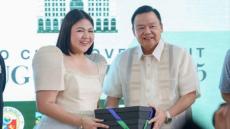 Raisa Treñas-Chu sworn in as Iloilo City’s first woman mayor