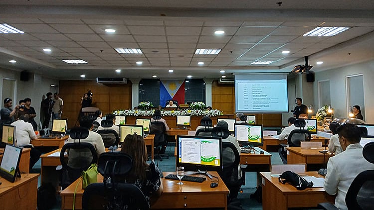 Bacolod council asks Senate to amend GSIS Act