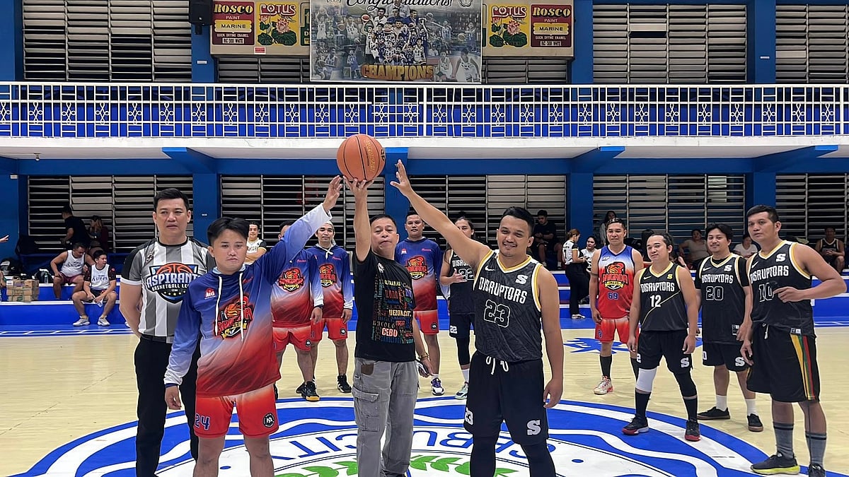 SunStar splits 2 games