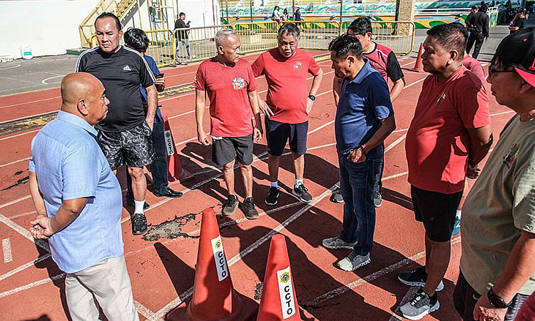 Cebu City Mayor Orders Review of Damaged Oval Track