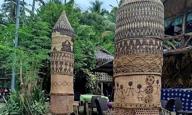 Manobo Weavers from Davao Occidental Bring Myth to Life