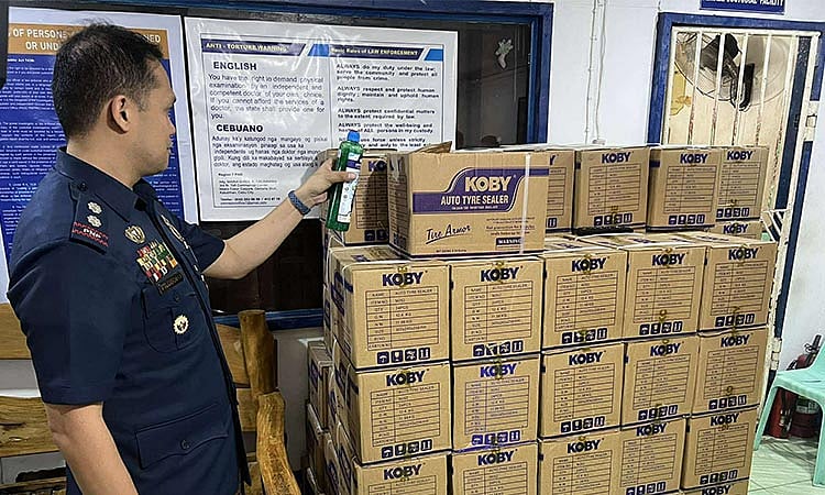 300 ka mga karton sa peke nga tire sealant nasakmit