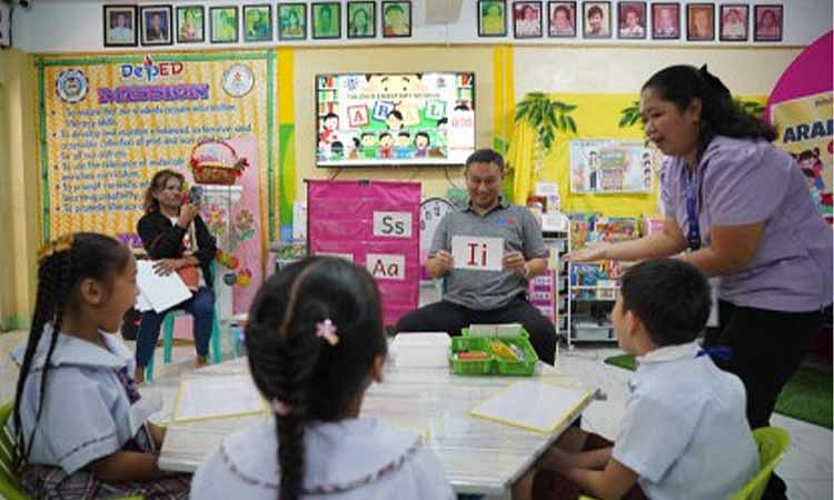 DepEd ramps up feeding, ARAL programs
