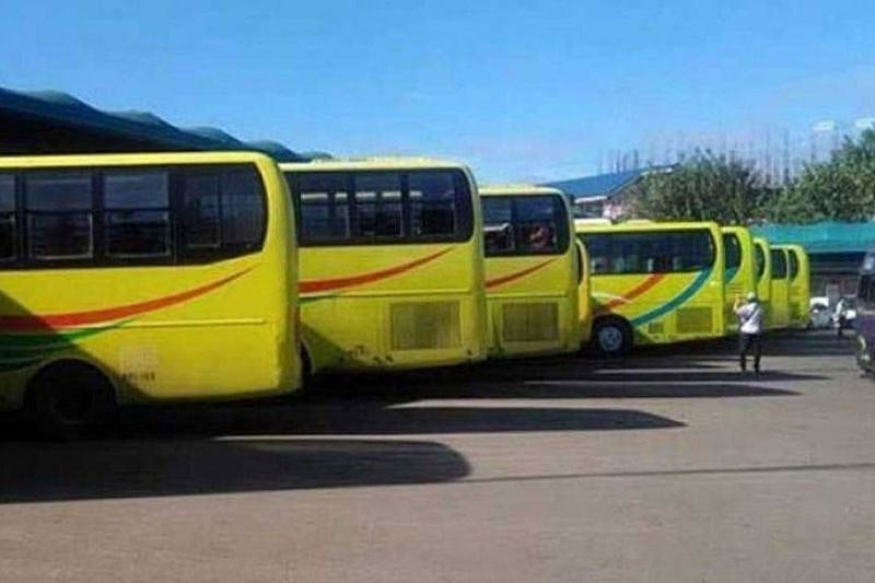 Vallacar bus mobiyahe sa bukiran sa Argao