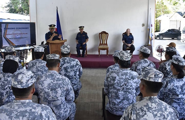 24 Coast Guard men undergo combat casualty training