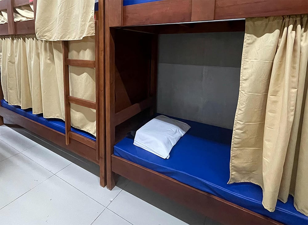 Sleeping quarters for Carbon market vendors made available