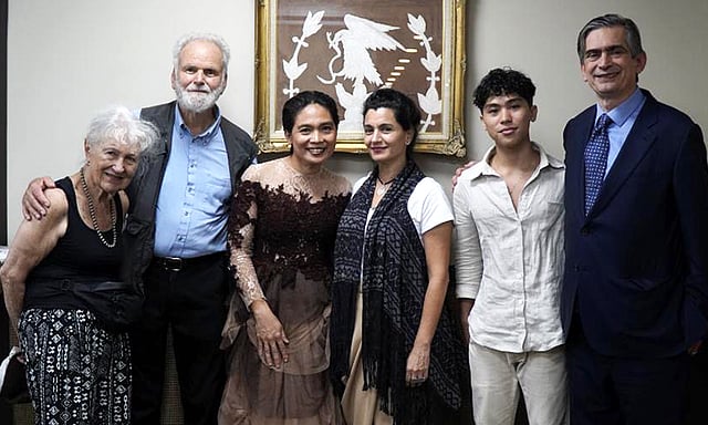 John Paul Choa's art exhibit opens at the Philippine Embassy in Singapore