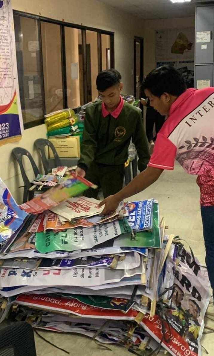 Campaign posters milapas sa mga lagda sa Comelec