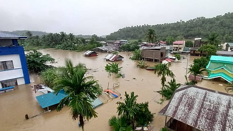 Over 35,000 evacuated as massive floods hit Samar