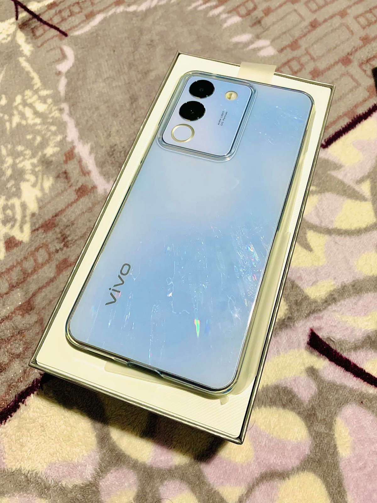 vivo V29e review: a delicate balance of elegance, photography, and ...