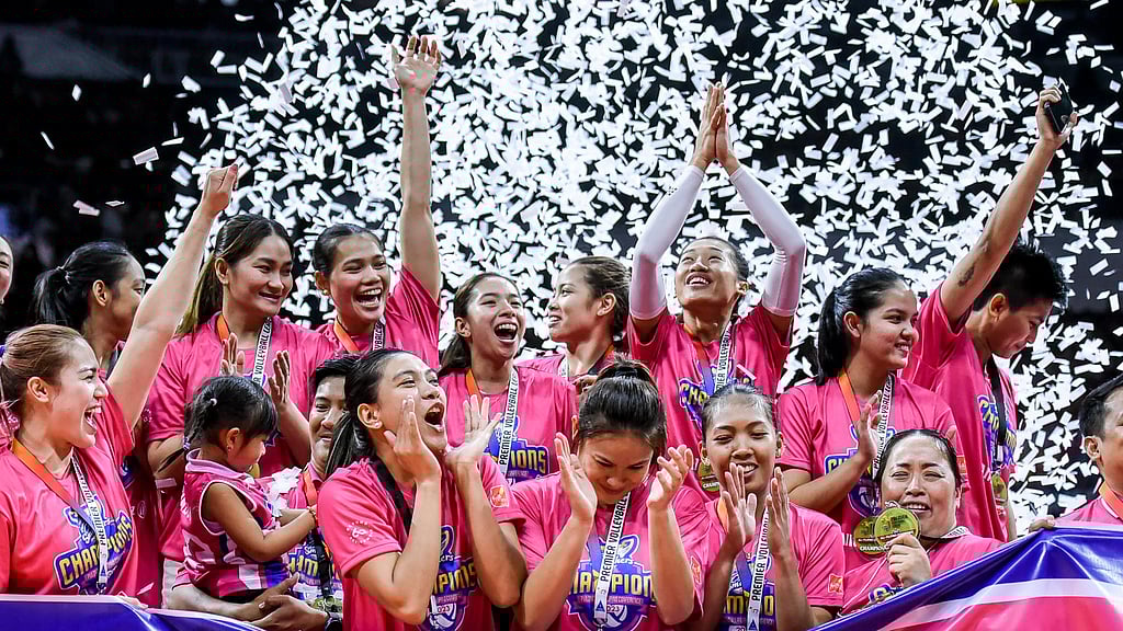 Creamline beats Choco Mucho, wins 7th PVL title