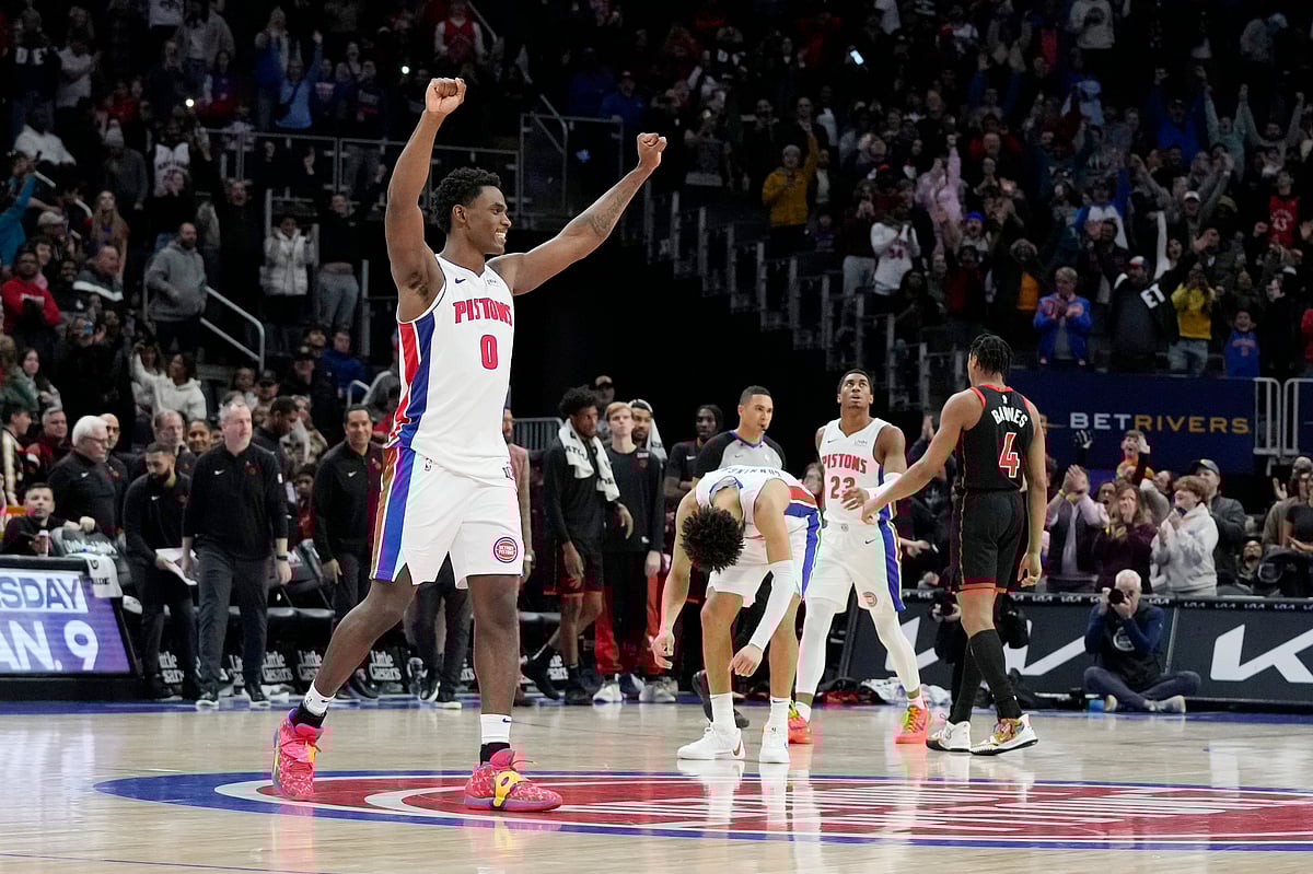 Detroit Pistons' 28-game losing streak snapped by Toronto Raptors in NBA showdown