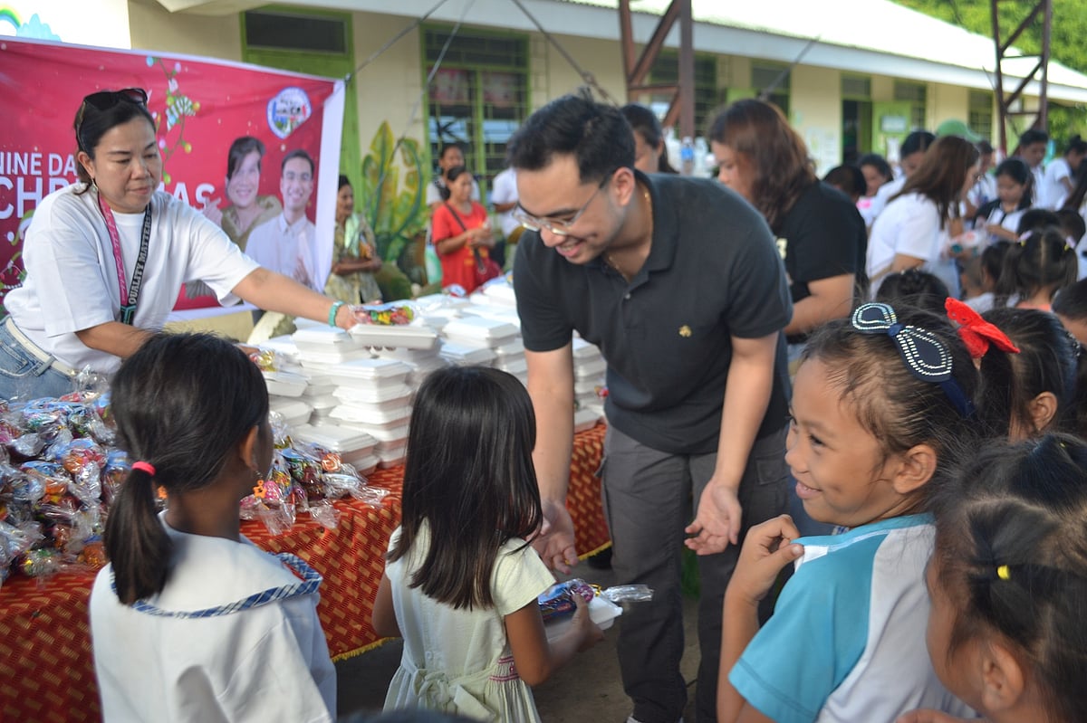 Isabela LGU's Annual Christmas Outreach: Spreading Joy to Children in ...
