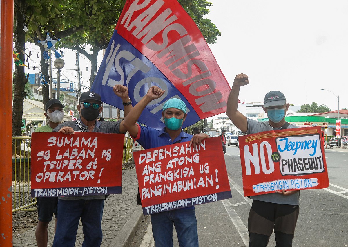 Drivers stage protest, strike