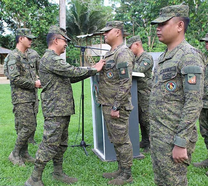 AFP Promotes 5 Officers and 8 Personnel of 100IB in Sulu | SunStar ...