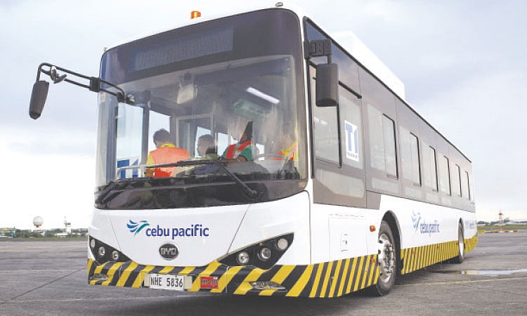 Cebu Pacific Rolls Out E-Shuttle Buses for Passengers