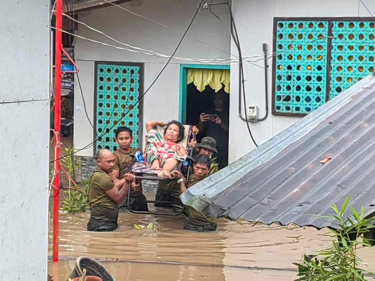Flooding and Landslides in Davao Region: 45K Families Affected, 8 Roads ...