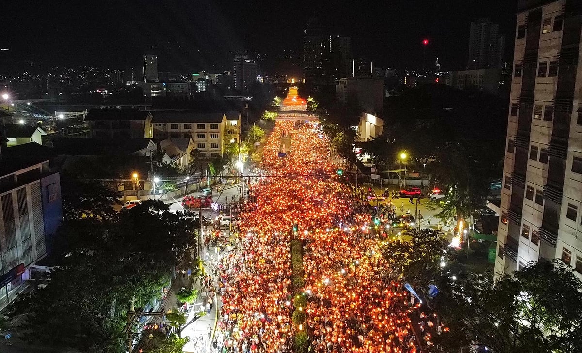Penitential Walk with Jesus: 200K Devotees Honor Señor Sto. Niño in ...
