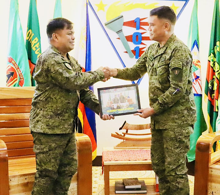 Brigadier General Alvin Luzon and Lieutenant Colonel Michael Colanta ...