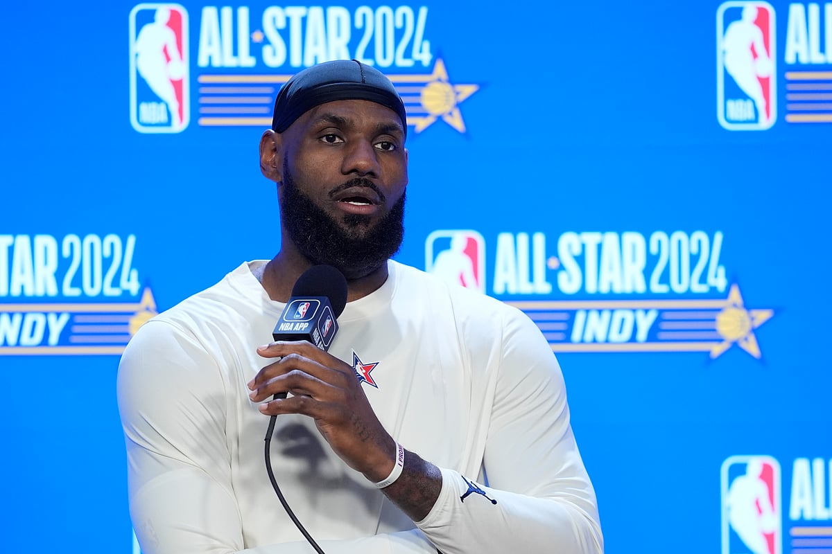 LeBron James still eyes Paris Olympics, to end his career playing for ...