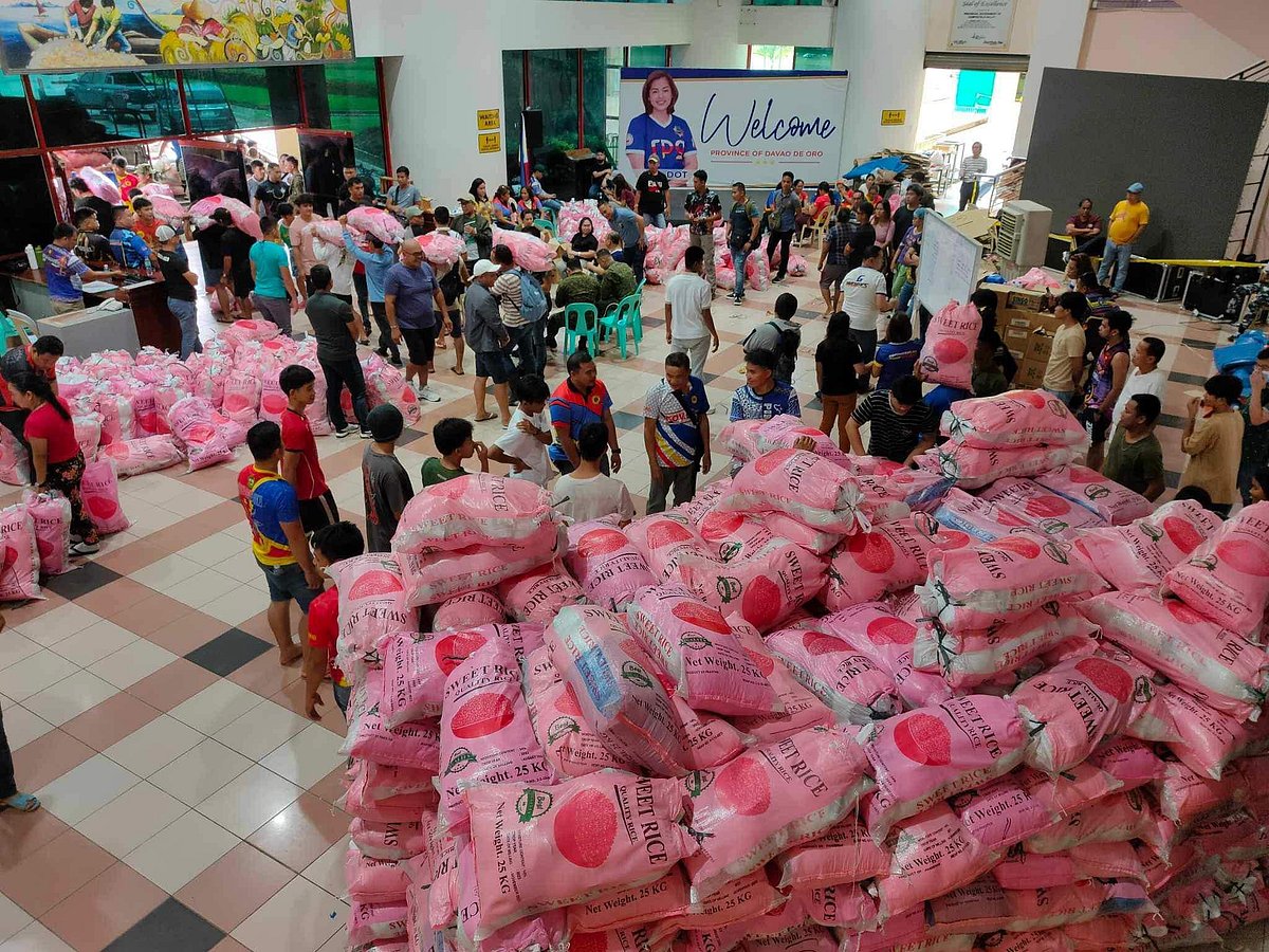 4.8K families in Davao de Oro receive relief goods
